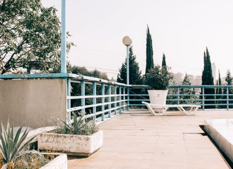 A Roof Terrace VS A Balcony: What Are The Differences Between The Two?
