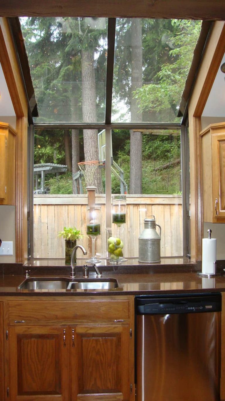 Large Picture Windows: Improve The Aesthetics Of Your Kitchen - Ulric Home